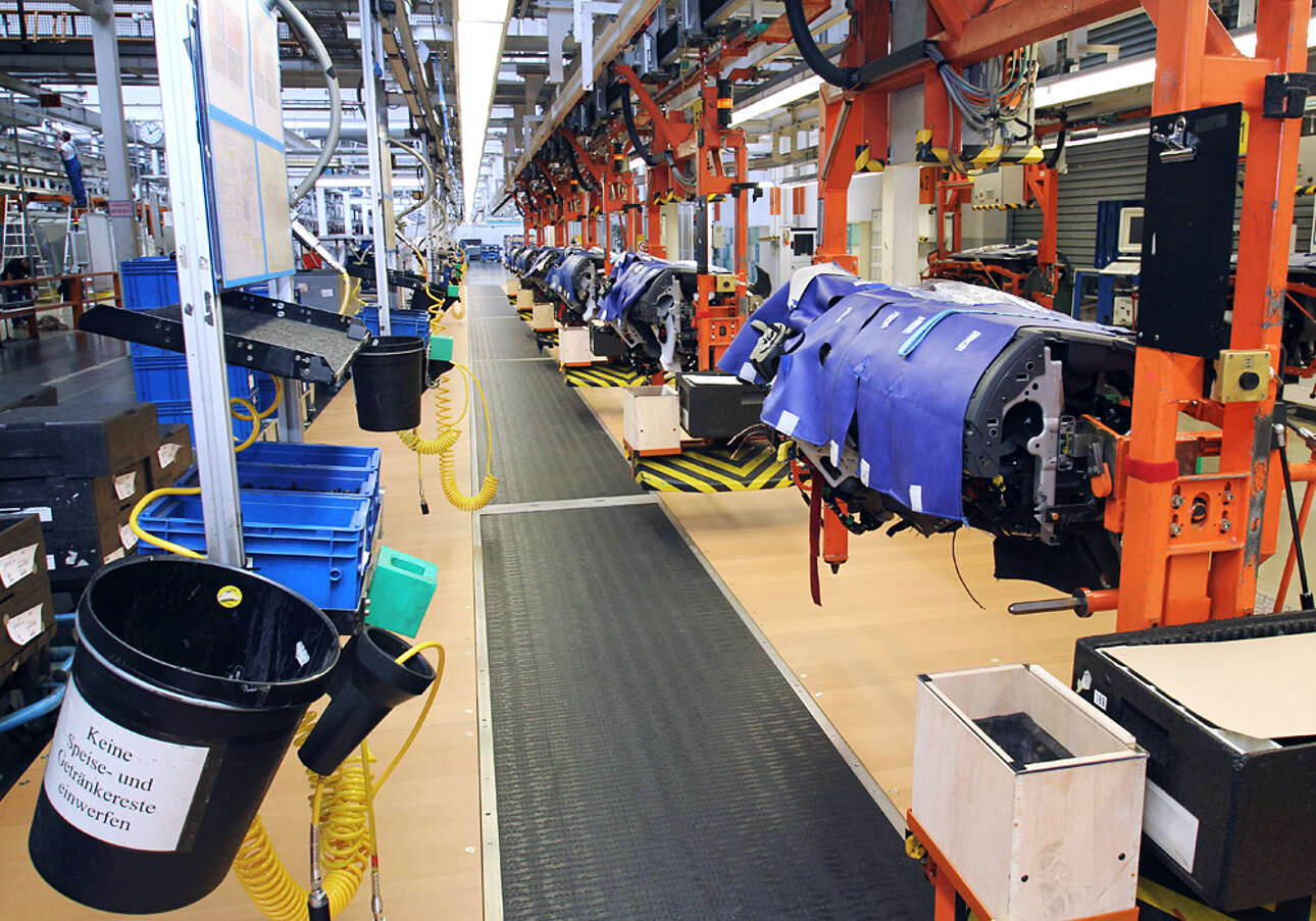 People Mover Conveyors for Vehicle Body & Paint Shops | MINDA